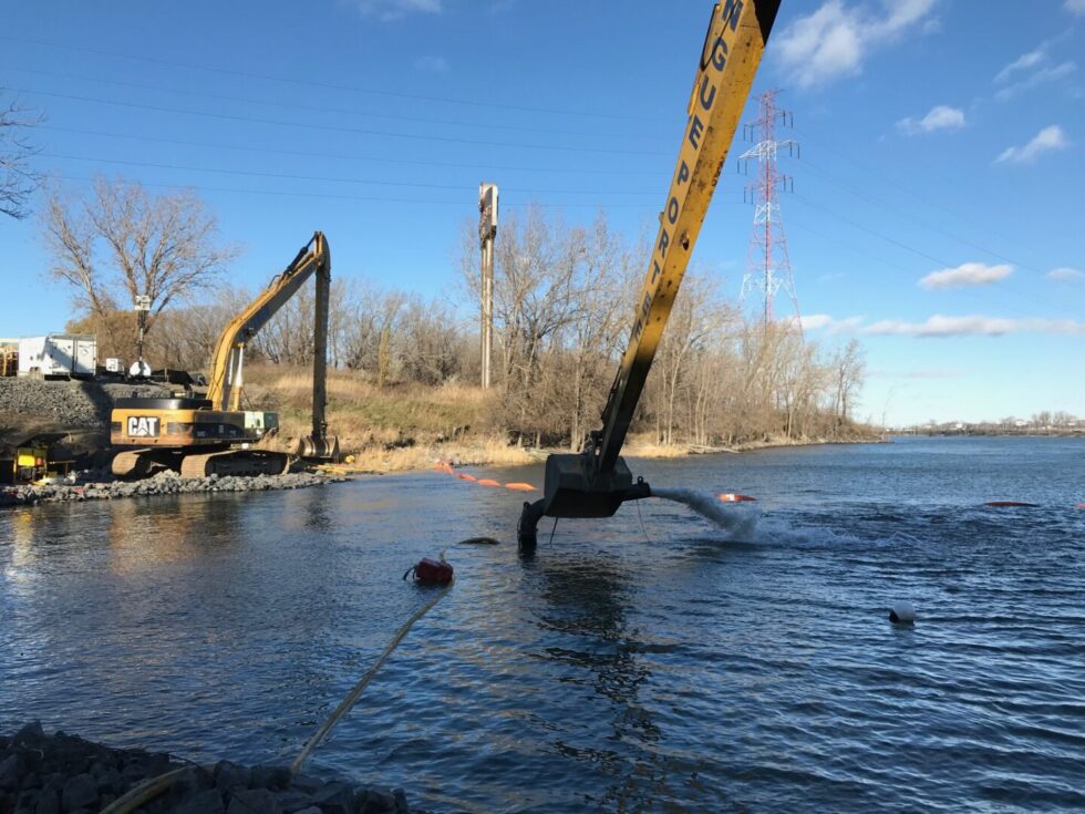 Bris d’une conduite d’eau usée 900 mm en béton/acier dans le secteur de ...