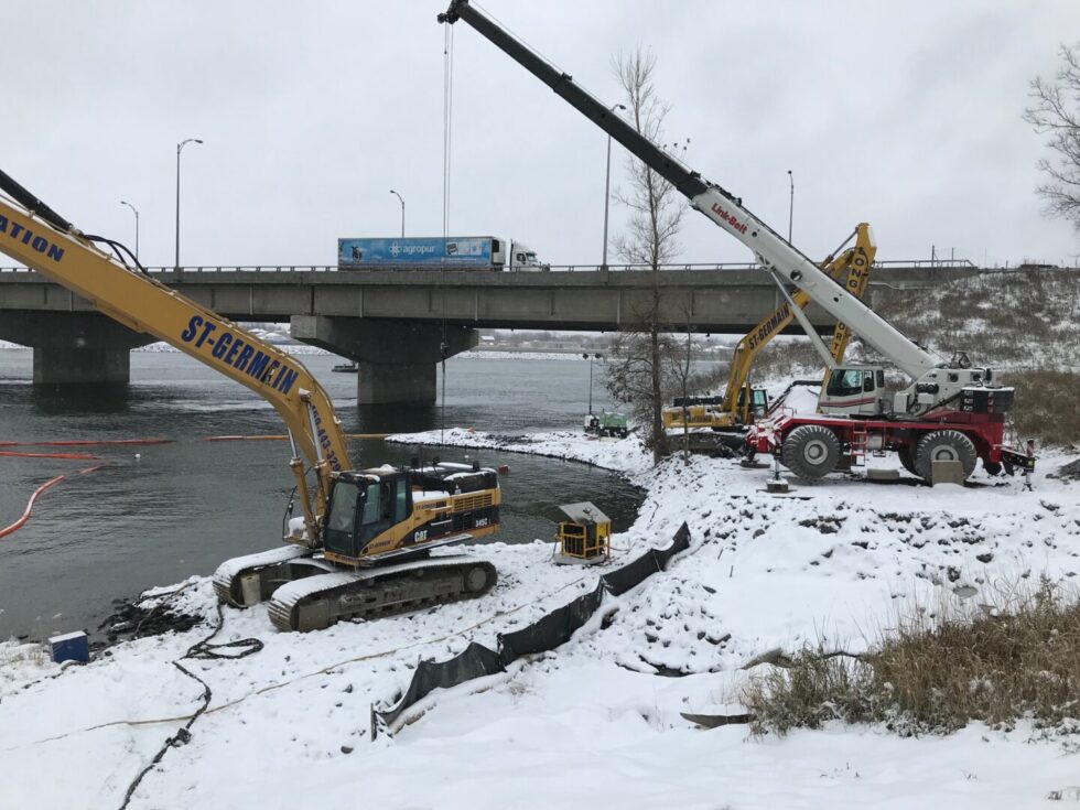 Bris d’une conduite d’eau usée 900 mm en béton/acier dans le secteur de ...